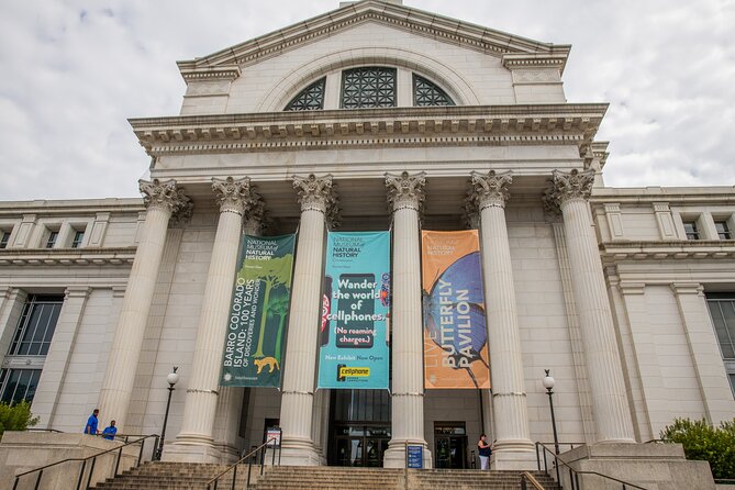 Smithsonian Museums Walking Tour With Reserved Air & Space Entry - Exploring the National Air and Space Museum
