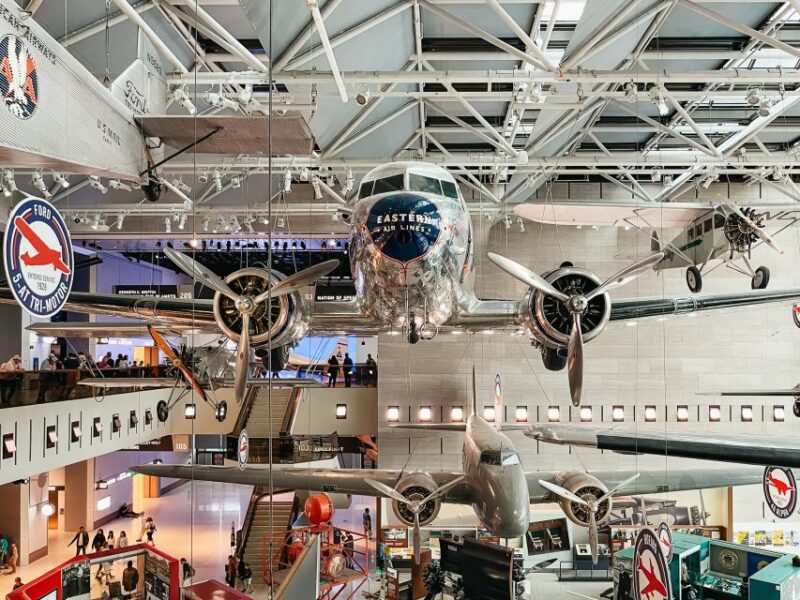 Smithsonian National Museum of Air & Space: Guided Tour - The Value of a Guided Tour in a Large Museum