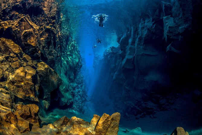 Snorkel the Silfra Fissure-Meet on Location (Free Photos & Cocoa) - Key Points