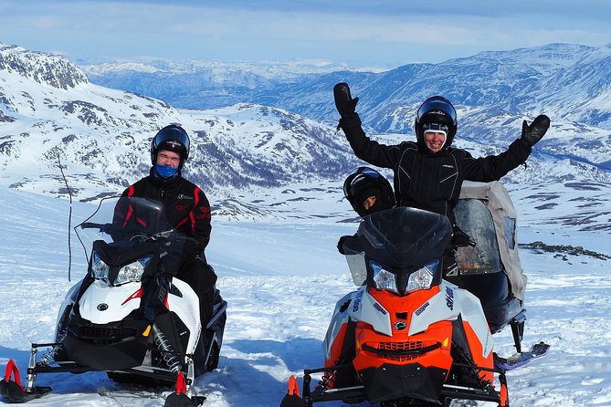 Snowmobile Safari in the Mountain Plateau of Finnmarksvidda - Booking and Reservation Details