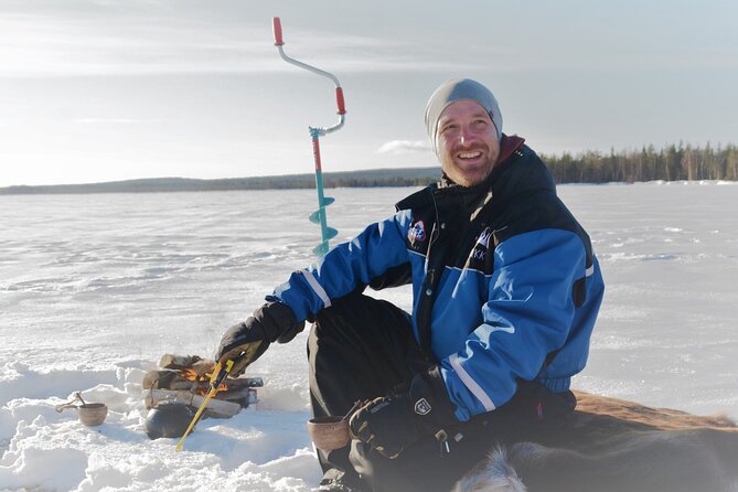 Snowmobiling and ice fishing in Apukka Resort, Rovaniemi - A Practical Look at the Tour
