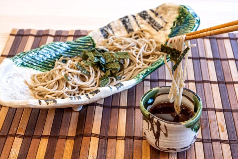 ///Soba Making Experience///Use The BIG Soba-Knife!! - Practical Details and Value