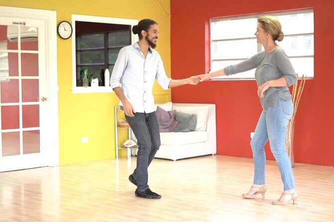 Social Dance Class with a Pro Instructor - An In-Depth Look at the Social Dance Class Experience