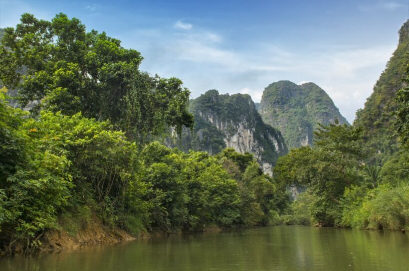Sok River: Bamboo Raft Ride, Monkey Temple & View Point Tour - Key Points