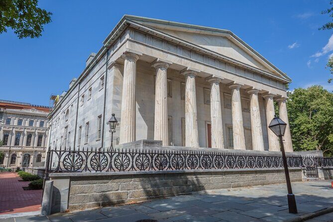 Solve the Case: Self-Guided Mystery Puzzle Walk in Philadelphia - Christ Church and Burial Ground