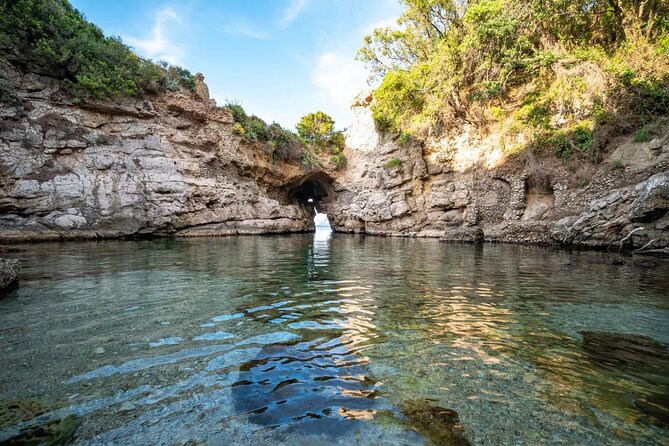 Sorrento Coast Cruise in Typical Gozzo With Limoncello Tasting - Enjoying the Limoncello Tasting