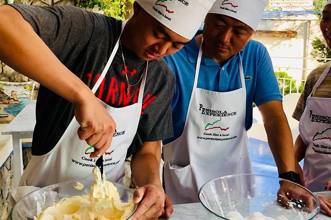 Sorrento: Cook Like a Local with a Stunning Sea View - Who Will Love This?