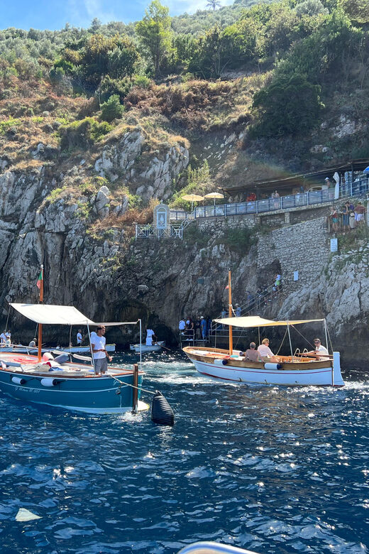 Sorrento: Luxury Boat tour to Capri with Blue Grotto - Sorrento: Luxury Boat Tour to Capri with Blue Grotto