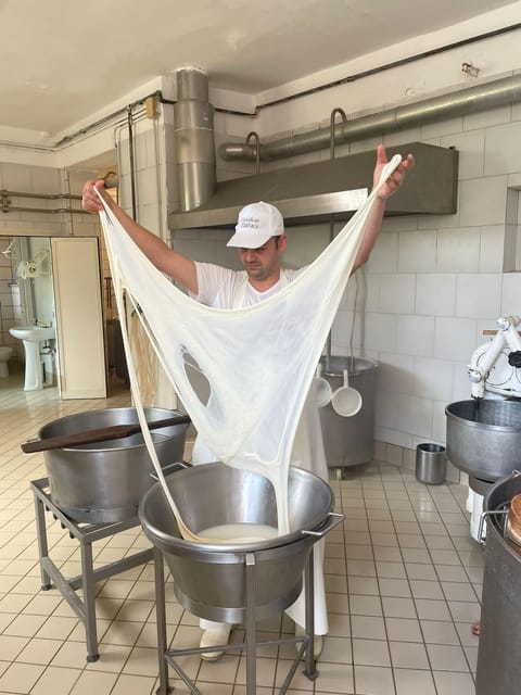 Sorrento: Mozzarella Cheese Workshop in Vico Equense - Key Points