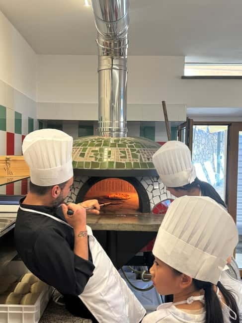 Sorrento: Neapolitan Pizza Making Class Lunch or Dinner - Sorrento: Neapolitan Pizza Making Class Lunch or Dinner