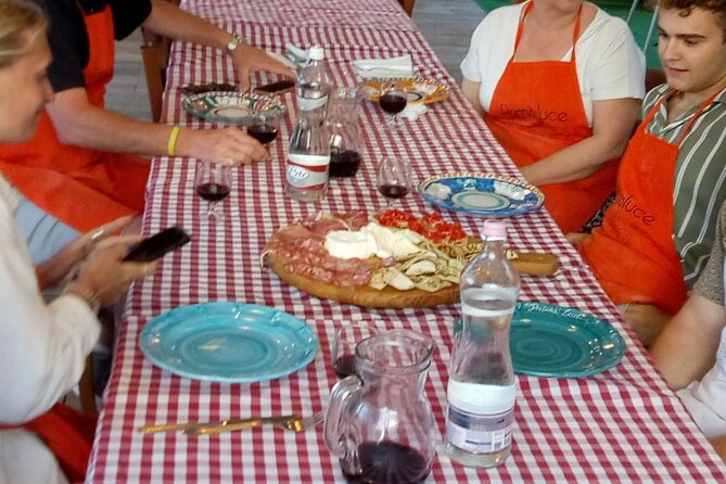 Sorrento Pizza Class With Wine, Limoncello and Transfer Included - Pickup Location and Meeting Point