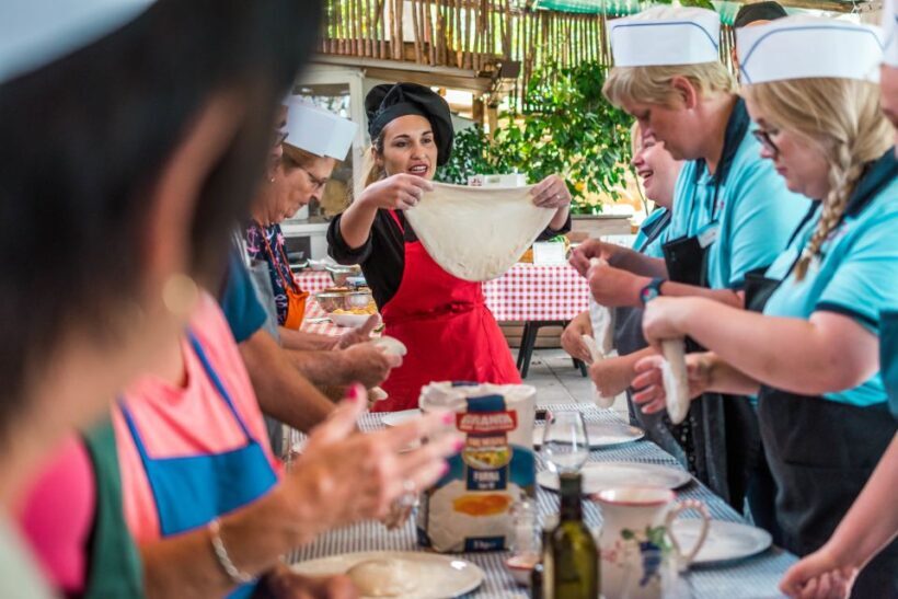 Sorrento: Pizza Making Class at Tirabusciò Cooking School - FAQs