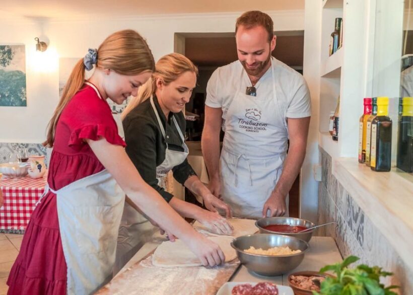 Sorrento: Pizza Making Course - Sorrento: Pizza Making Course — A Tasty Taste of Italy