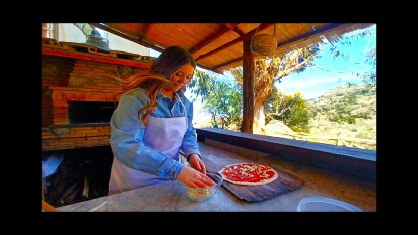 Sorrento: Pizza Making w/ Wine, Limoncello, & Transfer - Sorrento: Pizza Making w/ Wine, Limoncello, & Transfer — An Authentic Slice of Italy