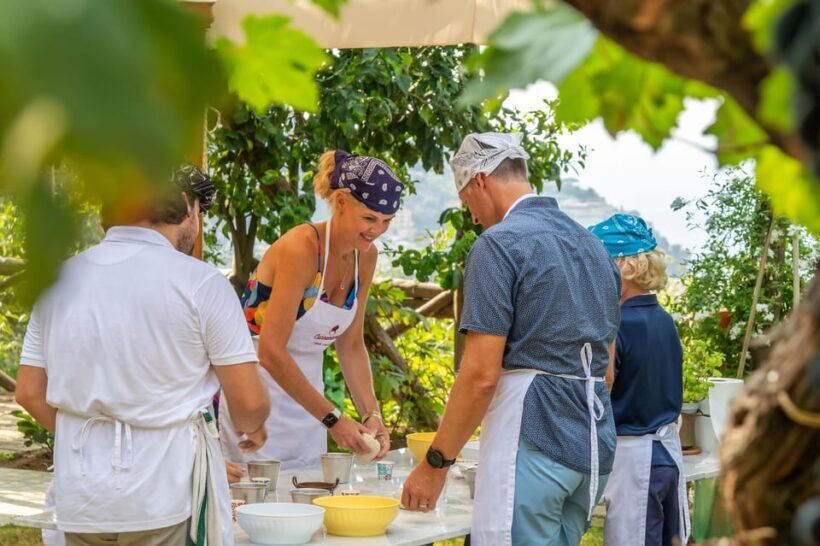 SORRENTO: Pizza School Mastering Neapolitan Delights - Key Points