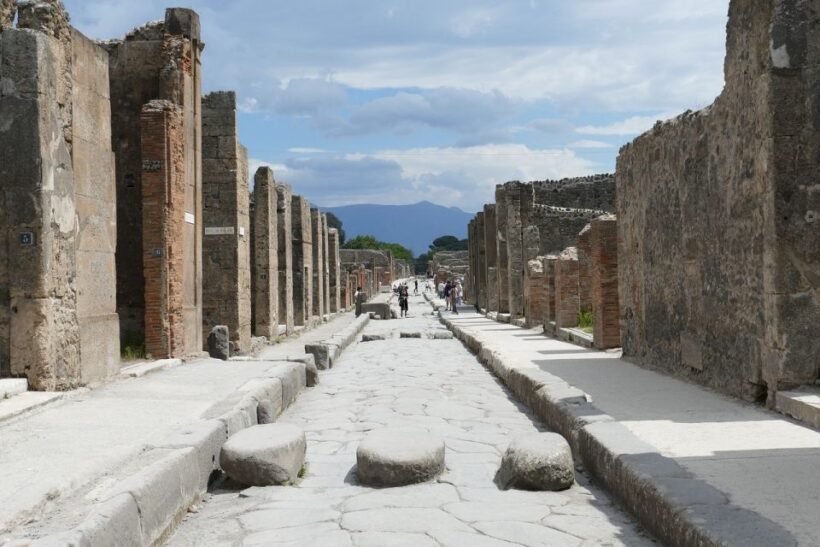 Sorrento: Pompeii and Mount Vesuvius Tour with Skip-the-line - Authentic Experiences and Honest Feedback