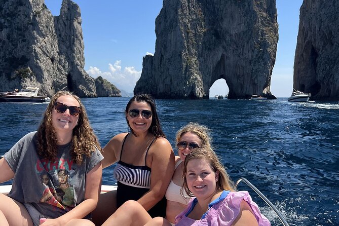 Sorrento Private Boat Tour at Sunset with Prosecco - What Past Participants Say