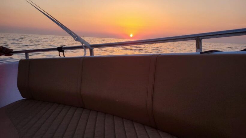 Sorrento: Private Sunset Cuise with Prosecco and Limoncello - The Experience in Detail