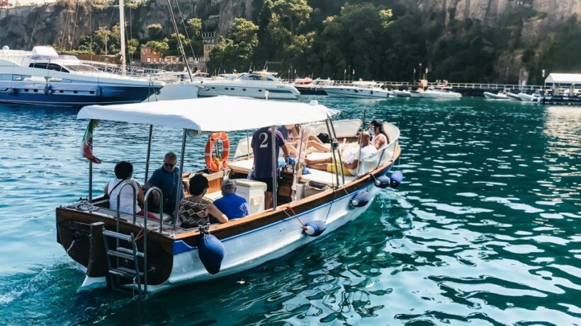Sorrento: Sightseeing Cruise with Limoncello Tasting - Key Points