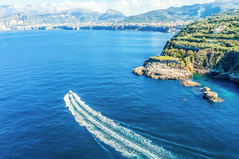 Sorrento: Sightseeing Cruise with Limoncello Tasting - An Introduction to the Sorrento Coast Cruise
