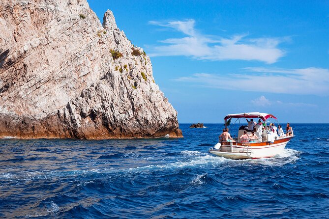 Sorrento to Ischia and Procida: Small Group Boat Tour - Transition to Procida