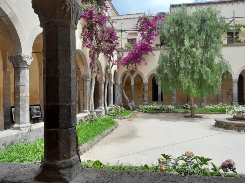 Sorrento walking tour: history, limoncello &manifacturing - Price and Value