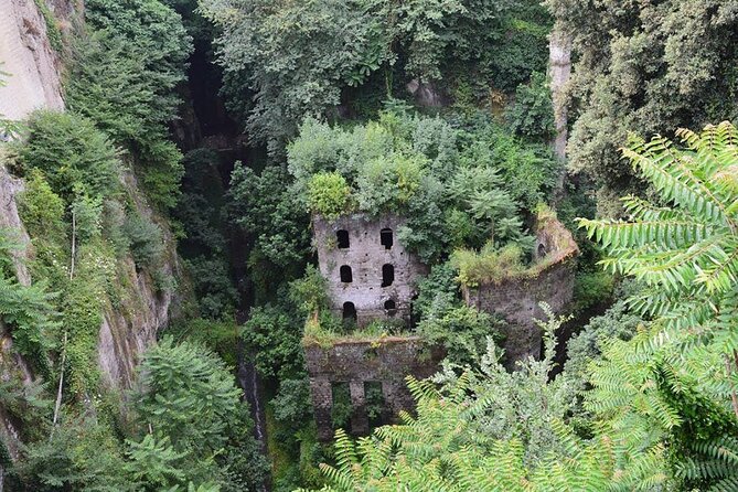 Sorrento Walking Tour With Limoncello Tasting - Inclusions and Recommendations