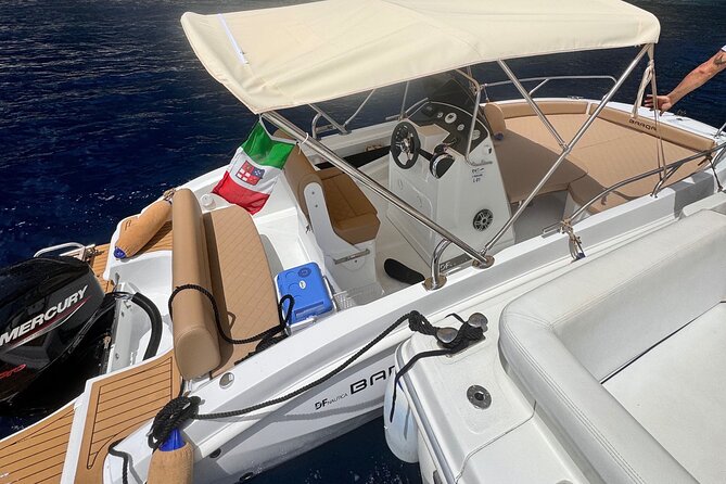 Sorrentomaxiboat Tours to Capri - Exploring the Beautiful Capri Island