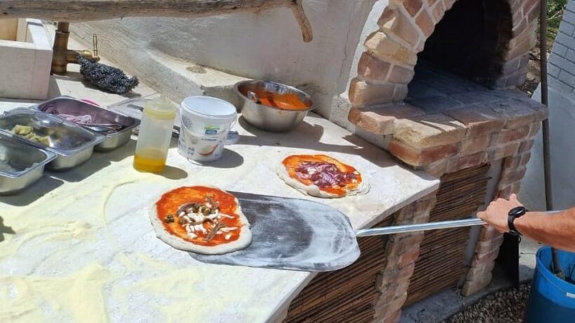 Sorso: pizza workshop in a villa with dinner - An In-Depth Look at the Pizza Workshop Experience