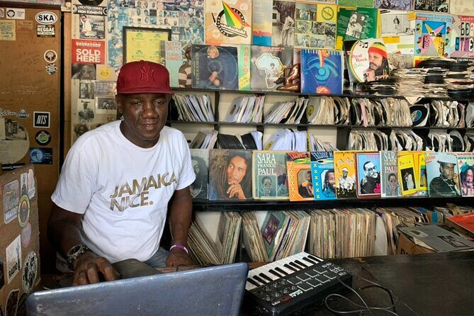 Sounds of the City Tour in Downtown Kingston - Key Points