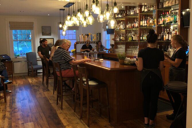 South Beach Food Tour- Culinary & Art Deco & History - Ending Near the Versace Mansion