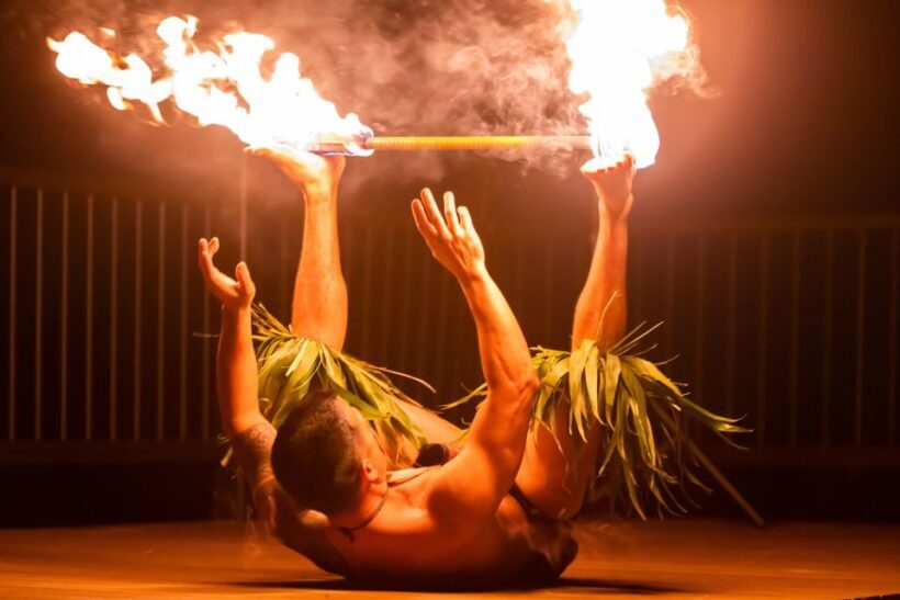 South Maui: Gilligans' Island Luau with Dinner and Drinks - The Atmosphere and Seating