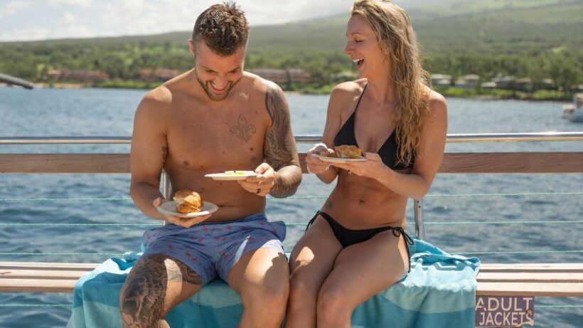 South Maui: Molokini & Turtle Town Snorkeling Tour with Meal - Food, Comfort, and Relaxation