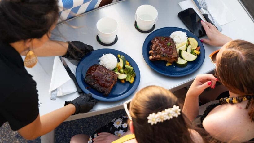 South Maui: Sunset Prime Rib or Island Fish Dinner Cruise - FAQs