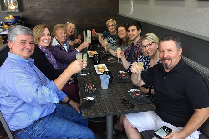 Southern Flavors Food, Pub Crawl, and History Walking Tour - The Itinerary in Detail