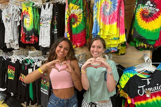 Souvenirs and Gift shopping Tour in Montego Bay - An Introduction to the Montego Bay Shopping & Beach Combo