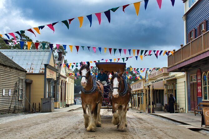 Sovereign Hill, Botanical Gardens and Melbourne Skydeck Bus Tour - A Detailed Look at the Tour Experience