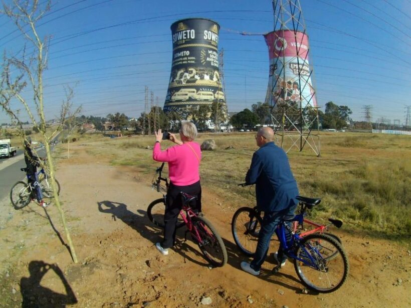 Soweto Tour; Mandela House; Vilakazi Street; Market Culture - An In-Depth Look at the Soweto Experience