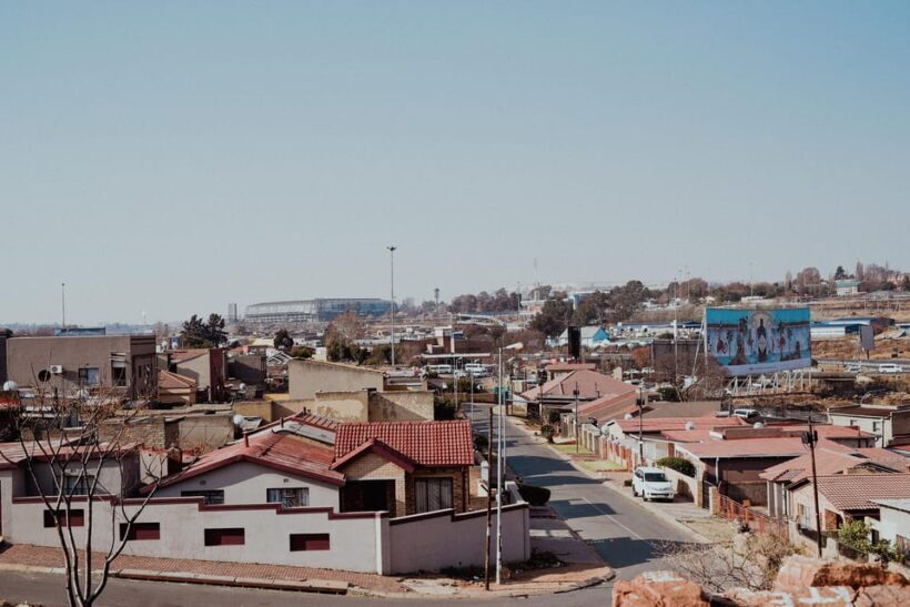Soweto: Walking Tour with a Local Guide and Lunch - Key Points