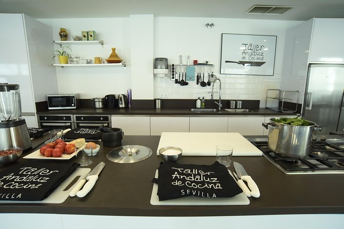 Spanish Cooking Class & Triana Market Tour in Sevilla - Why Travelers Keep Coming Back
