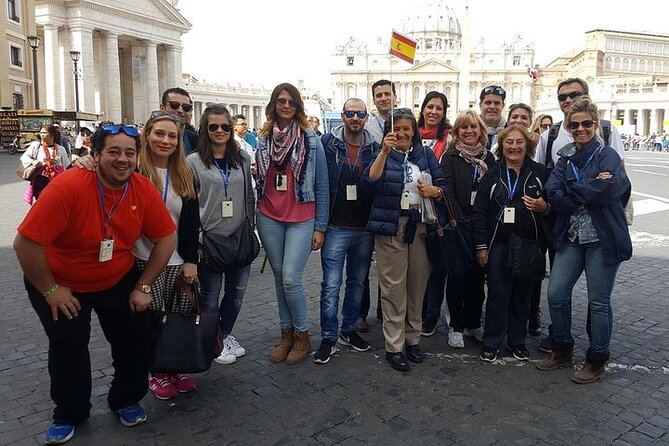 Spanish Small Group Tour of the Vatican Museums, Sistine Chapel & St. Peter's - A Walk Through St. Peters Basilica