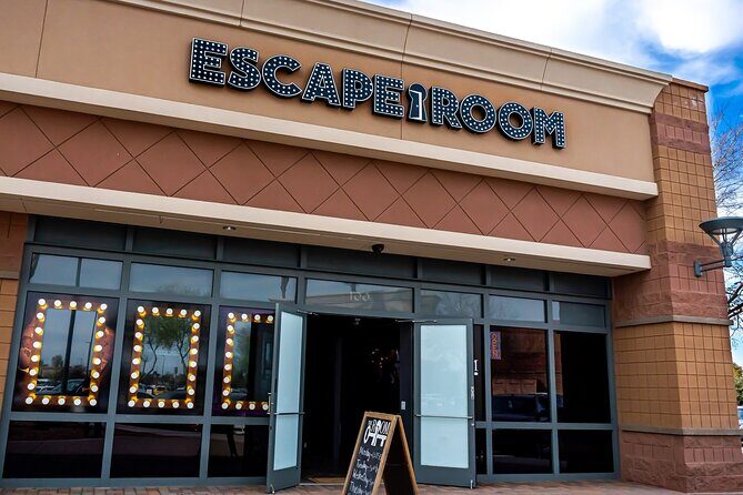 Speakeasy Escape Room Experience in Avondale - A Closer Look at the Experience