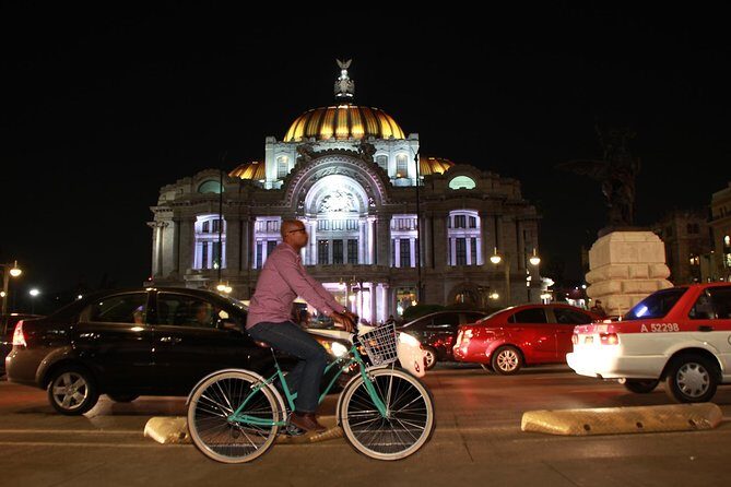 SPECIAL NIGHT LIFE Mexico City Light´s Bike Tour - Who Would Love This Tour?