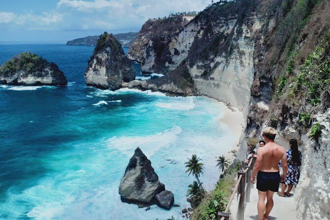 special package west meet east side penida tour - Key Points