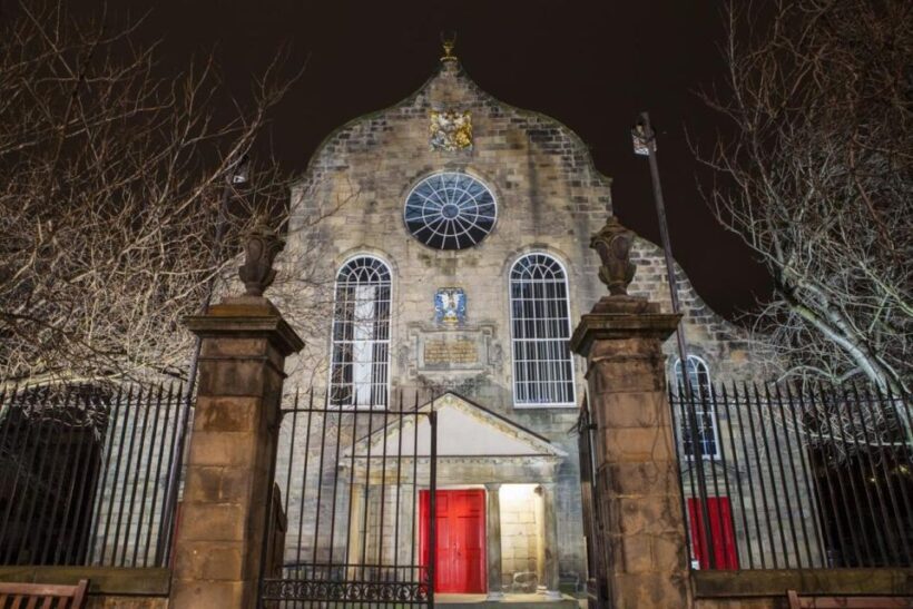 Spectral Encounters: Edinburghs Ghostly Trail - The Sum Up: A Worthwhile Ghostly Journey in Edinburgh