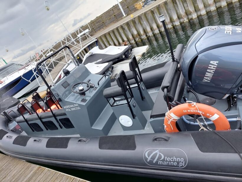 Speed boat at the end of the pier in Sopot. Speed 100 km/h - An In-depth Look at the Speed Boat Experience in Sopot