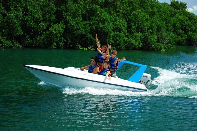 Speedboat and Snorkeling Adventure in Cancun - Key Points