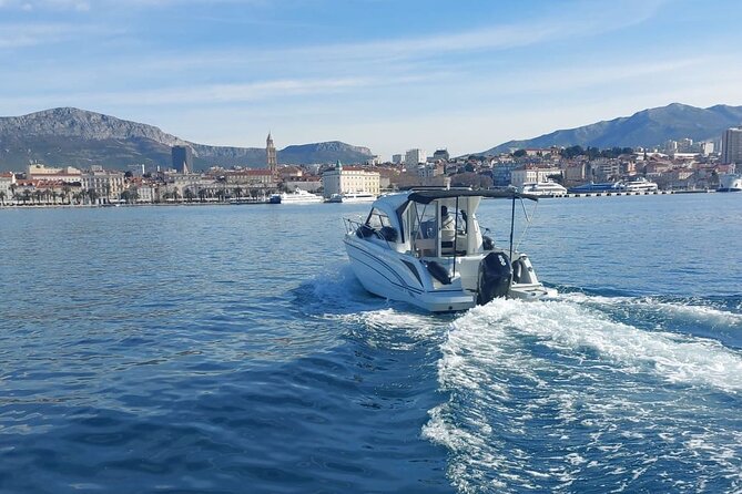 Speedboat transfer from Hvar town (Water taxi transfer) to Airport Split - The Details: Price, Duration, and Logistics