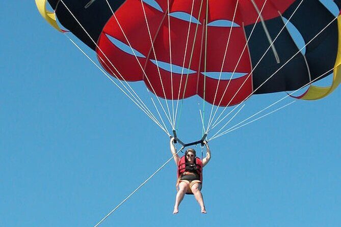 Speedboats and Parasailing Combo - The Balance of Value and Experience