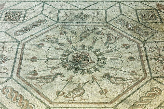 Spello: a Journey Through Flowers, Mosaics and Ancient Roman Ruins - Navigating the Itinerary